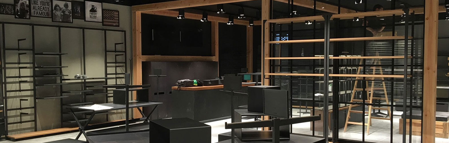 Nordic Shop Solutions | Komplette indretningsløsninger